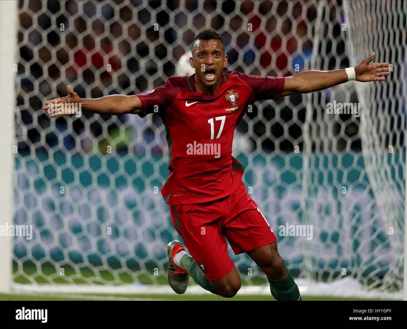 Nani portugal celebrates hi-res stock photography and images - Alamy