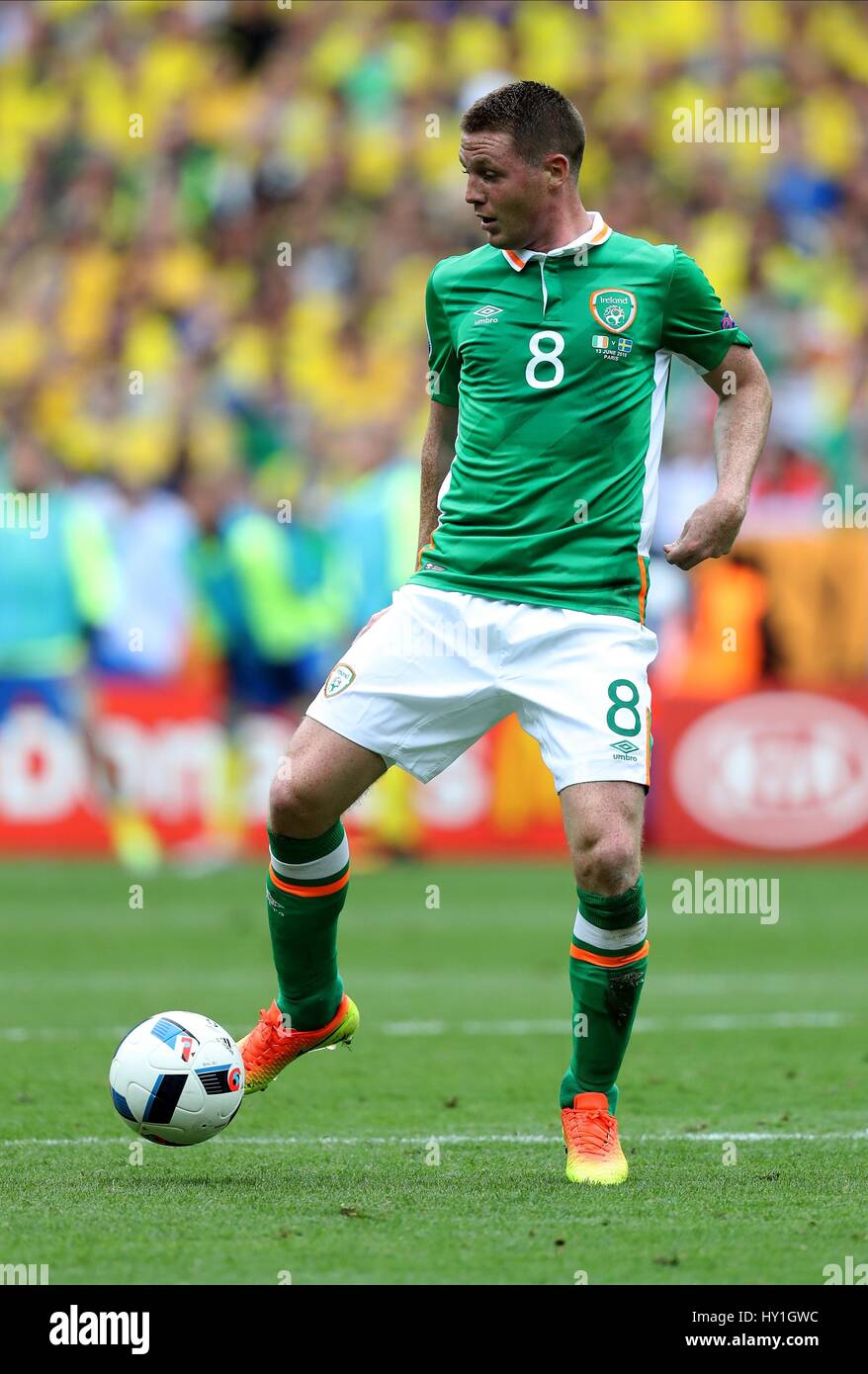 REPUBLIC OF IRELAND'S JAMES MC REPUBLIC OF IRELAND V SWEDEN STADE DE ...