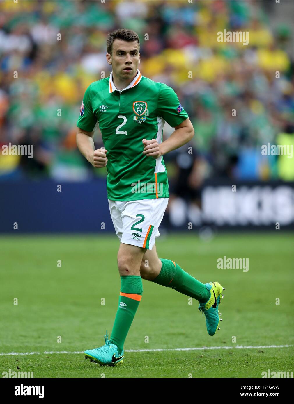 Irelands seamus coleman hi-res stock photography and images - Alamy