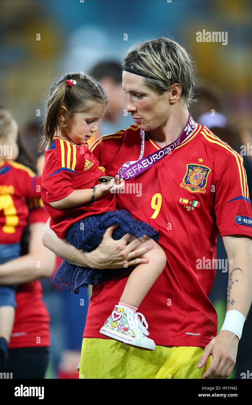 FERNANDO TORRES DAUGHTER SPAIN V ITALY EURO 2012 SPAIN V ITALY EURO ...