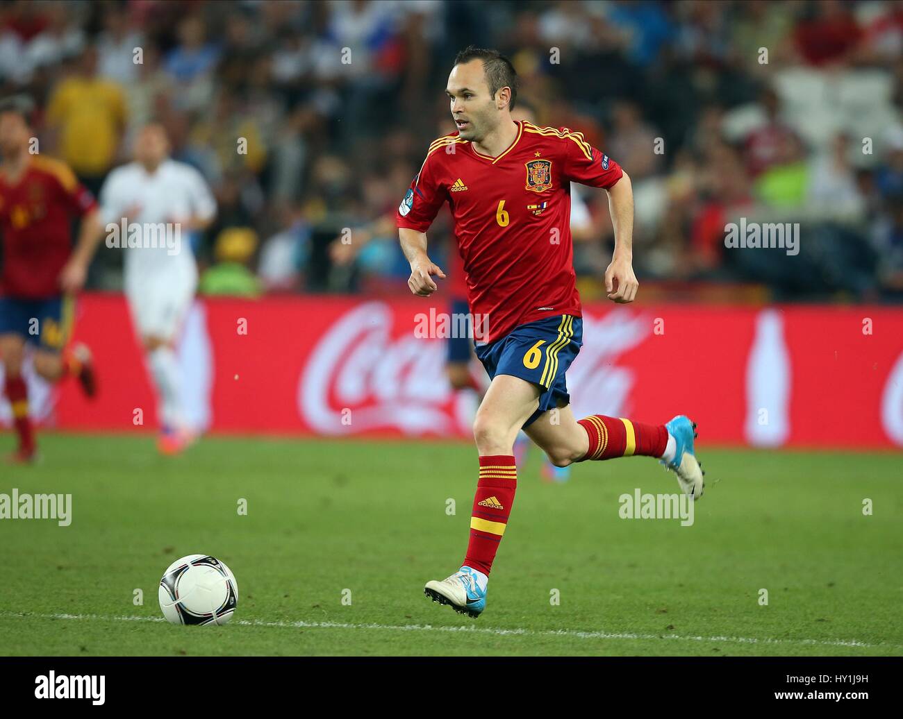 ANDRES INIESTA SPAIN FC BARCELONA SPAIN & FC BARCELONA DONBASS ARENA ...
