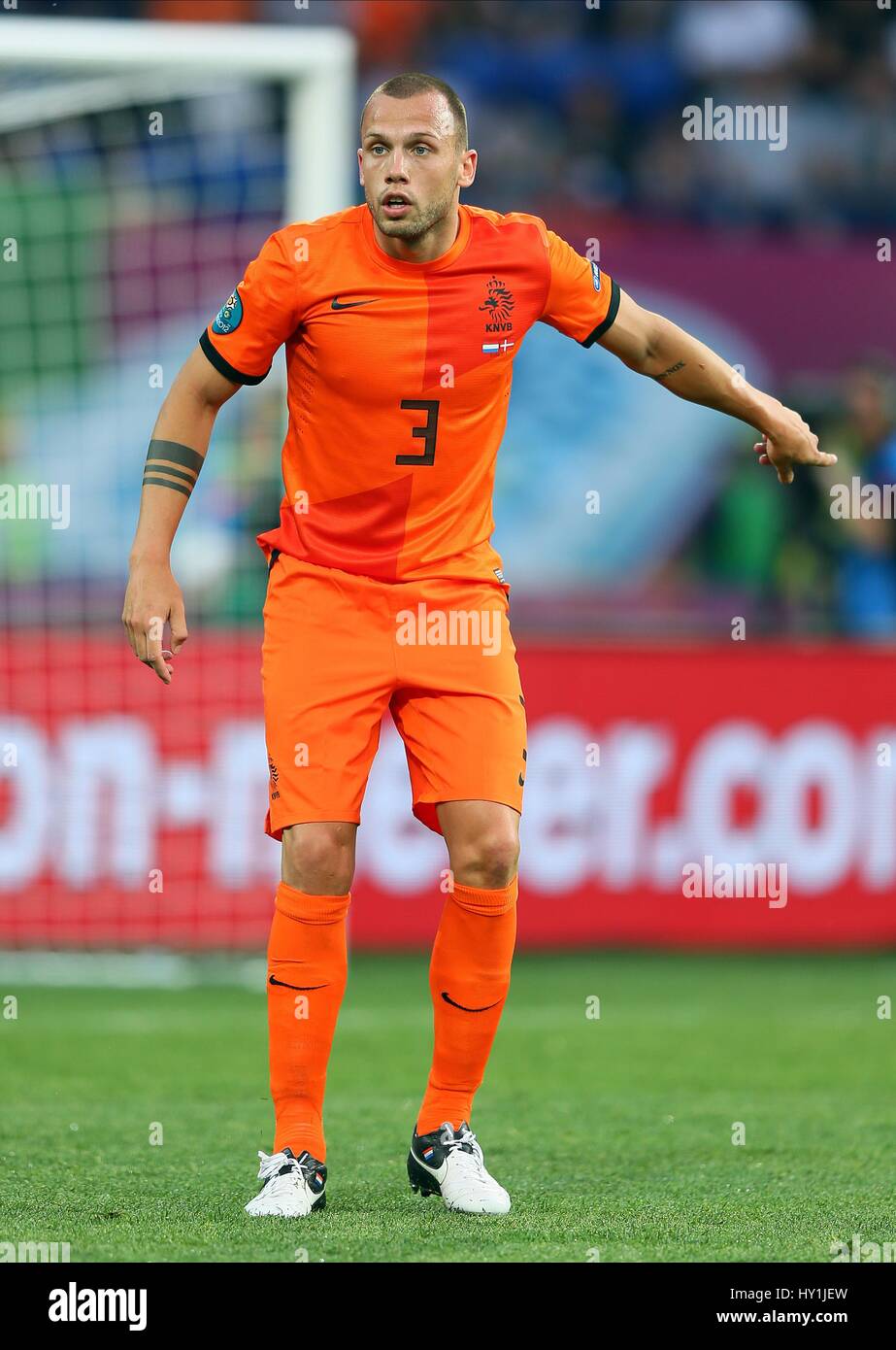 JOHN HEITINGA HOLLAND EVERTON FC METALIST STADIUM KHARKIV UKRAINE 09 ...