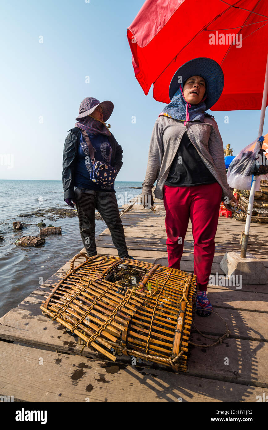 Crab market, Kep, Cambodia, Asia Stock Photo - Alamy