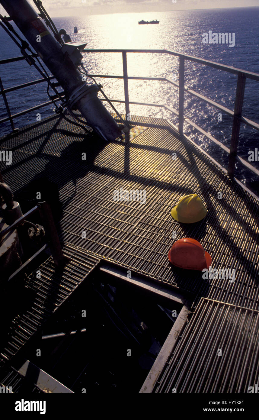 Maintenance service at petroleum platfrom in Brazil, occupational ...