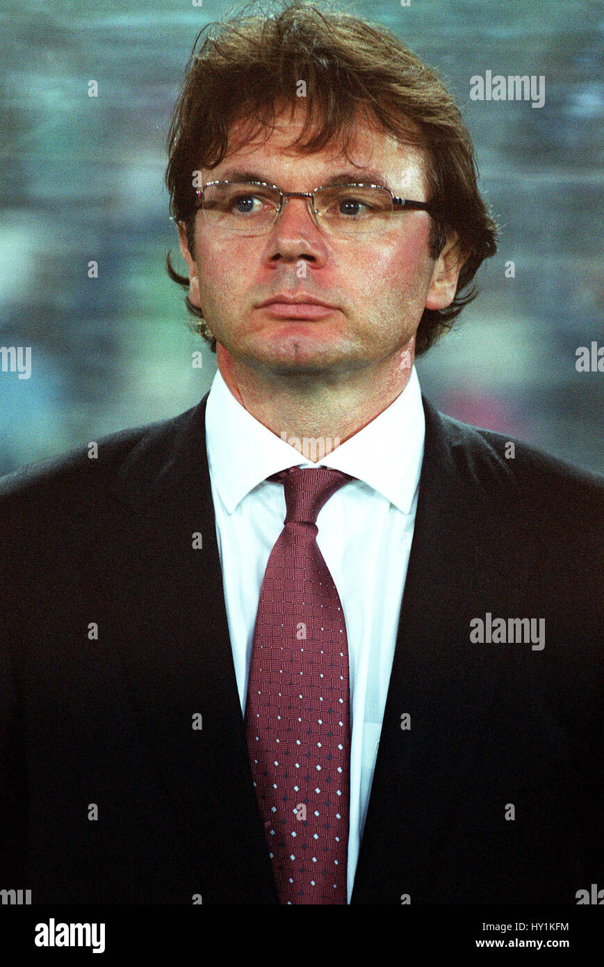 Philippe troussier japan coach hi-res stock photography and images - Alamy