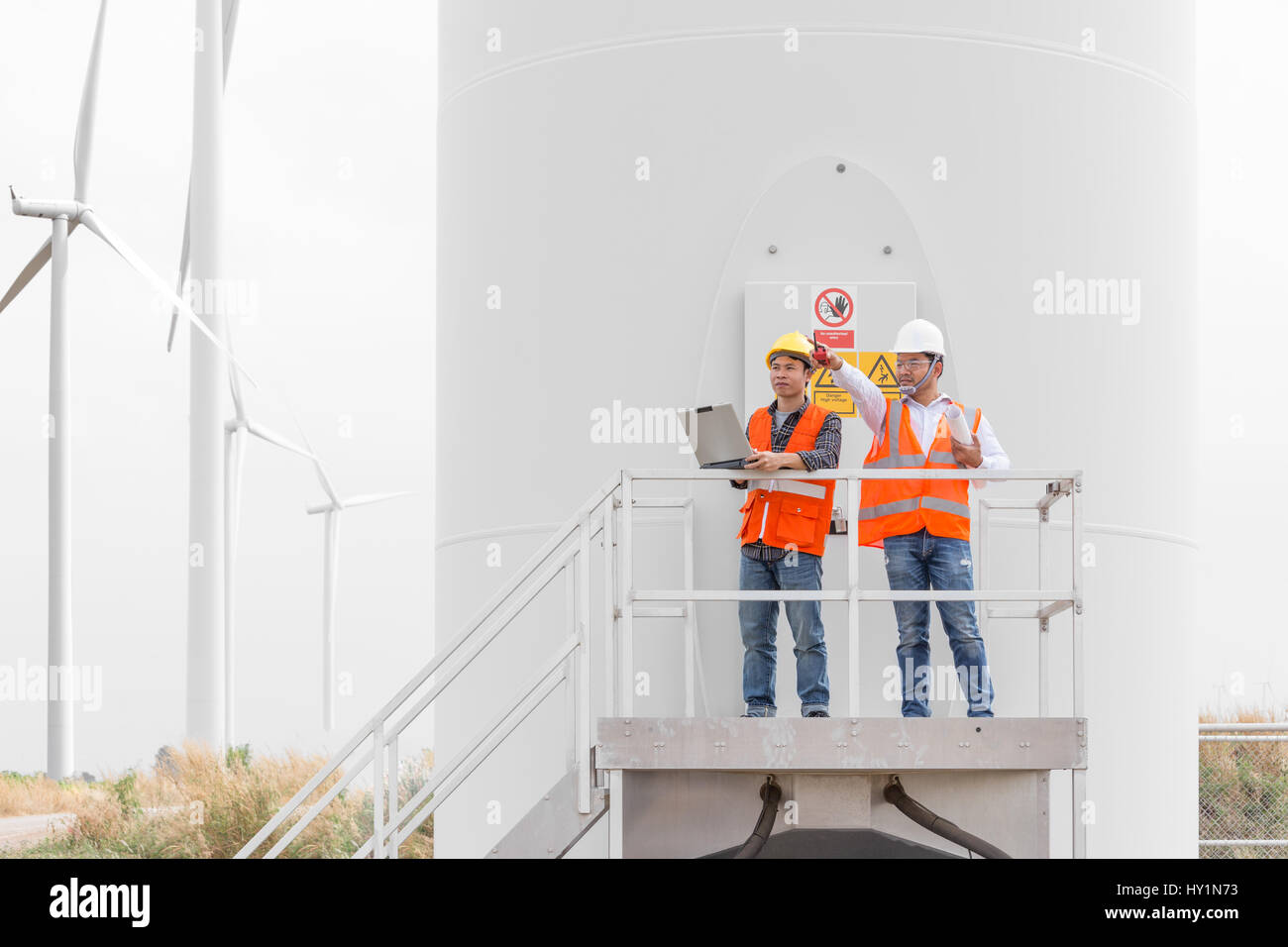 Power station technician hi-res stock photography and images - Alamy