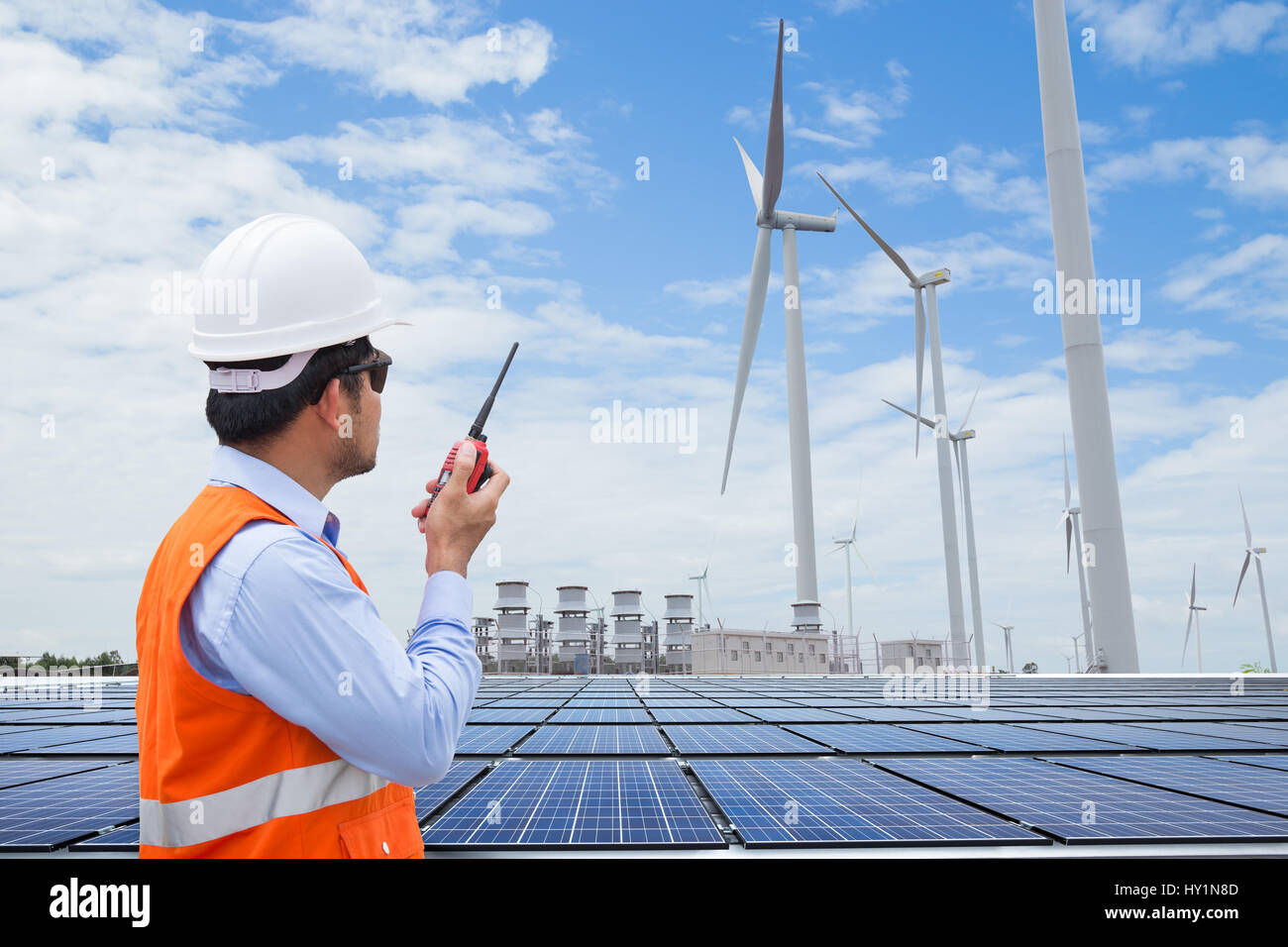 Electrical engineers hi-res stock photography and images - Alamy