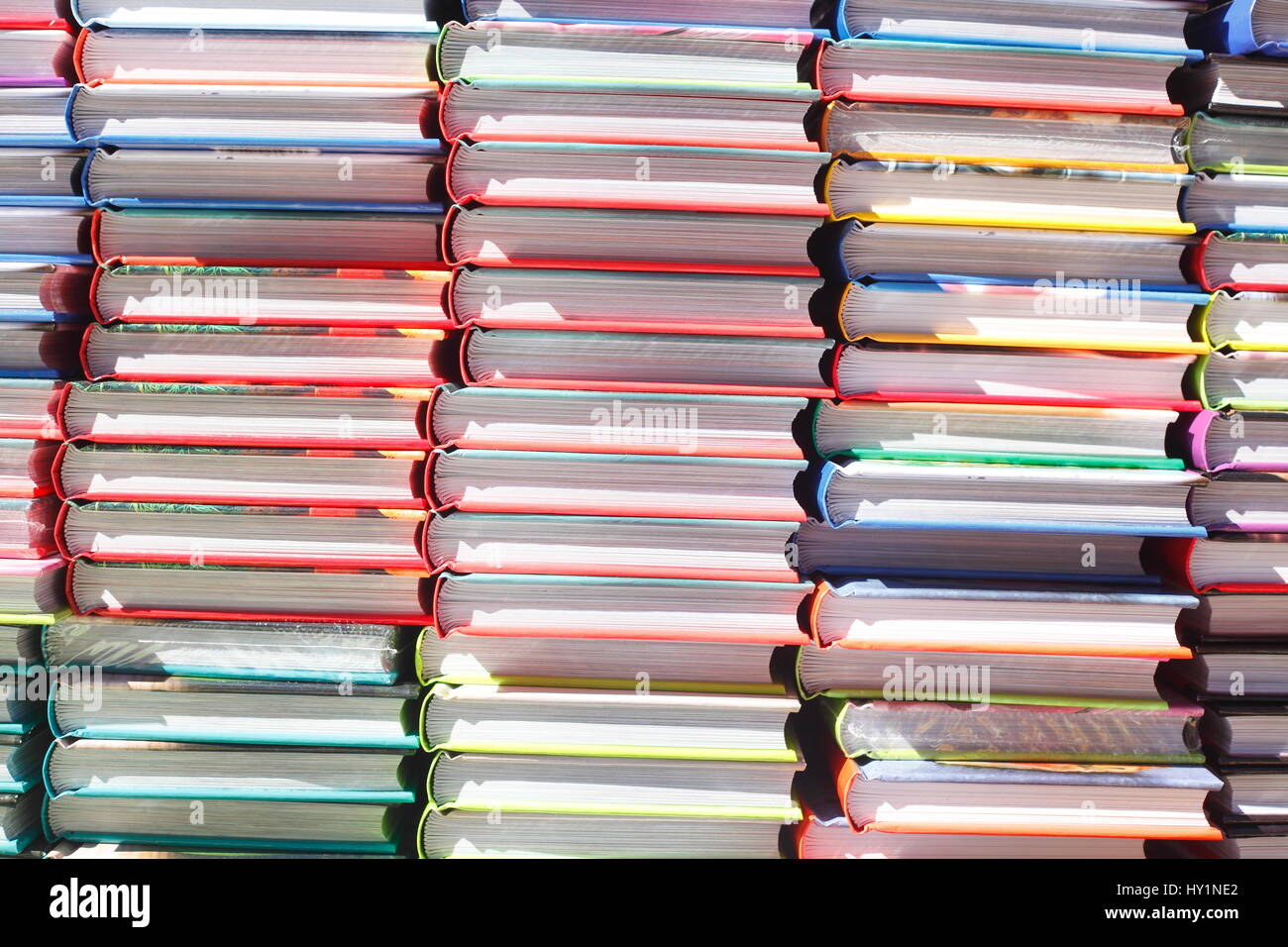 Staked books hi-res stock photography and images - Alamy