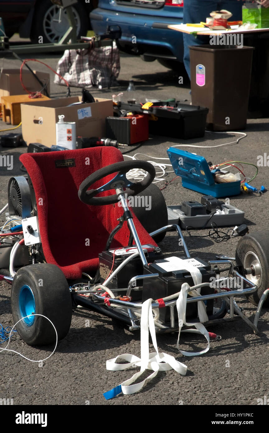 Pod maintenance hi-res stock photography and images - Alamy