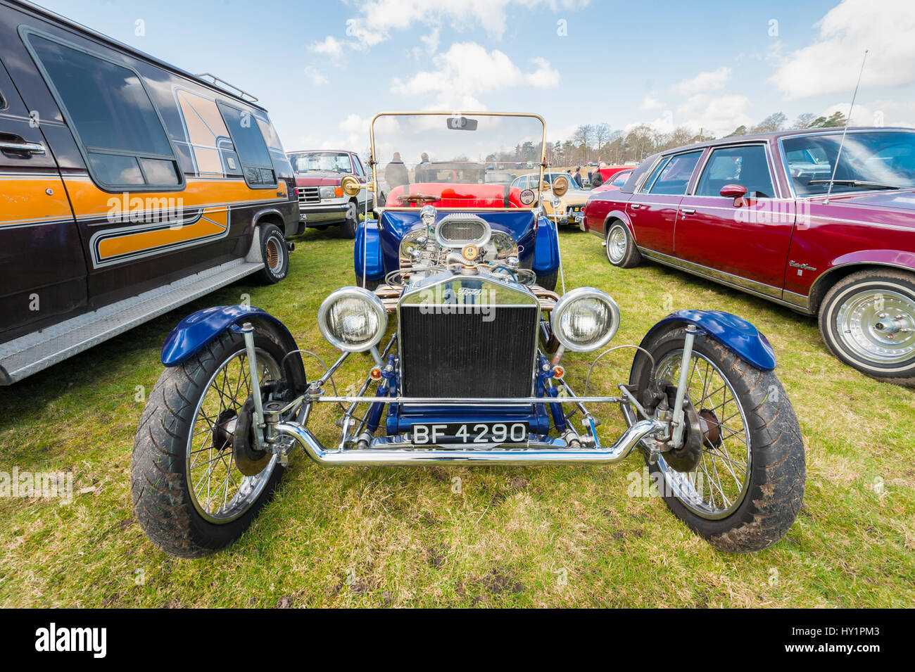 Custom ford popular car hi-res stock photography and images - Alamy