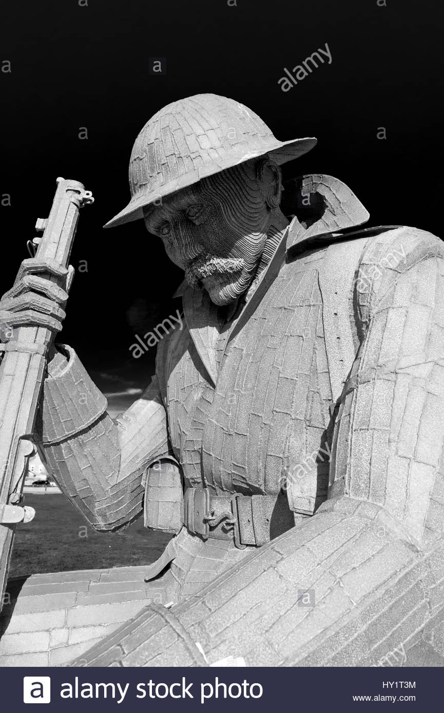 Tommy Statue Seaham Stock Photos & Tommy Statue Seaham Stock Images - Alamy