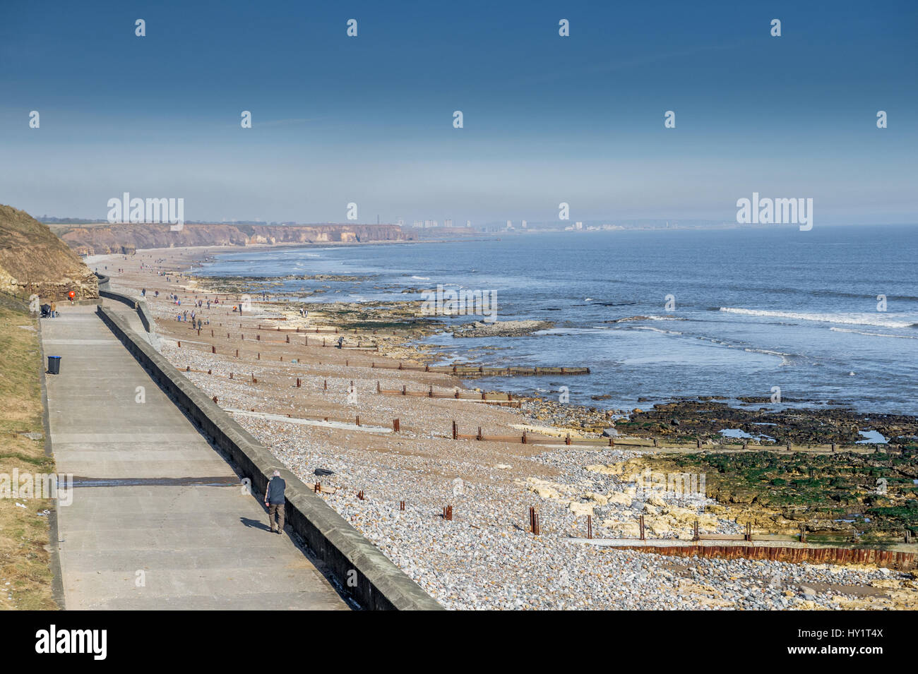 England sea wall groyne groynes hi-res stock photography and images - Alamy