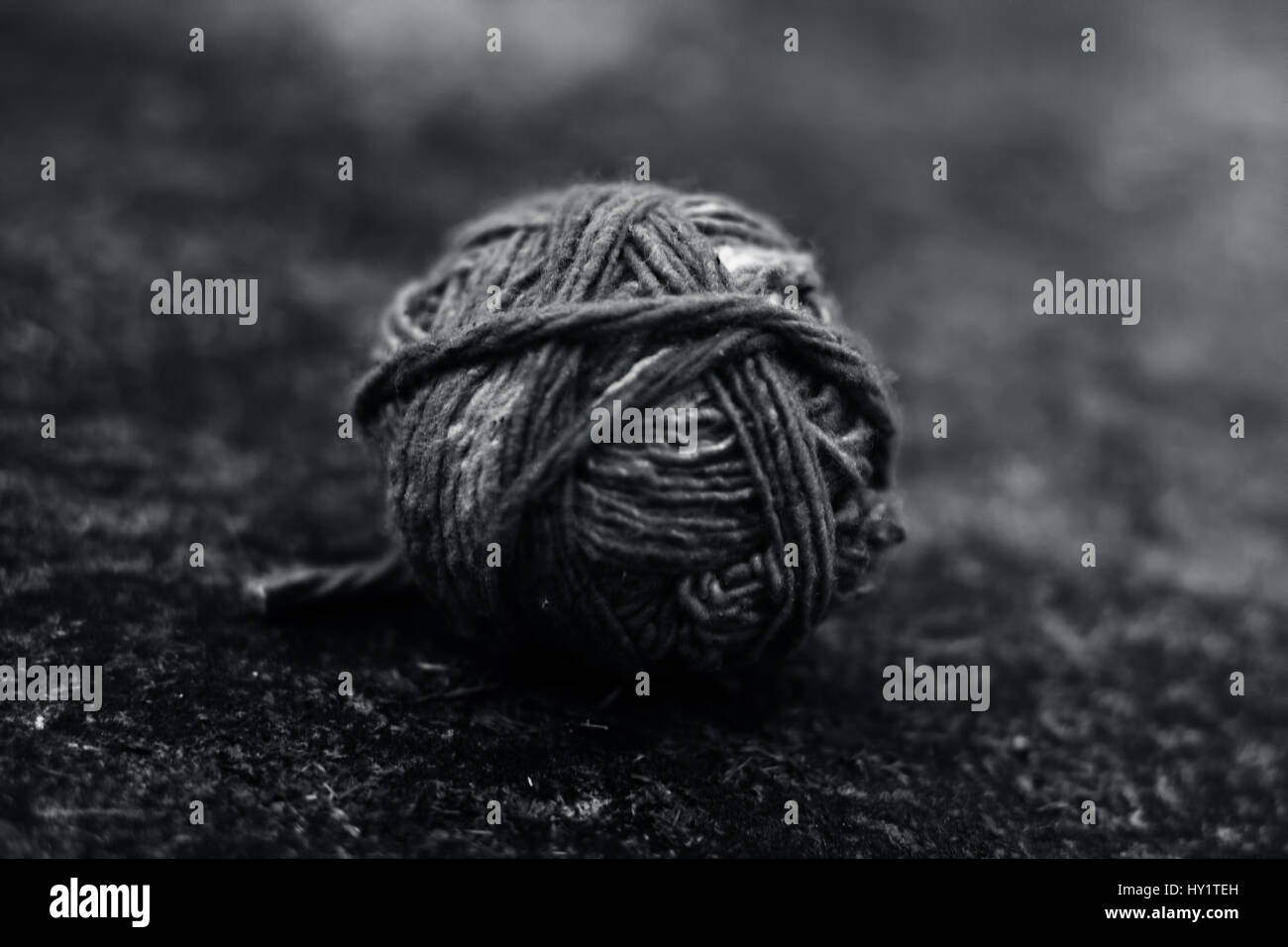 Buddhist wedding thread hi-res stock photography and images - Alamy