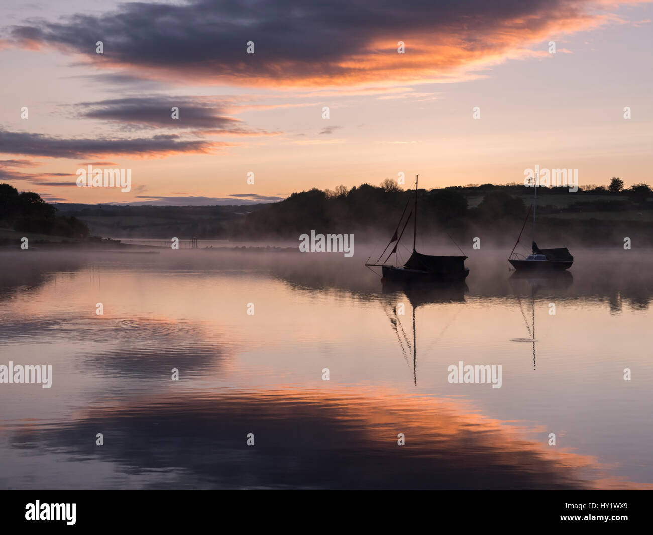 Wimbleball lake hi-res stock photography and images - Alamy