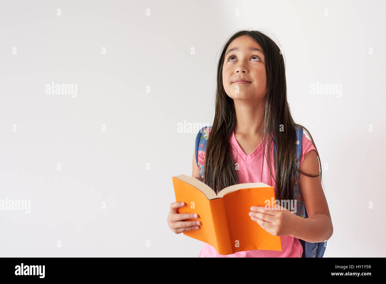 Girl drawing something hi-res stock photography and images - Alamy