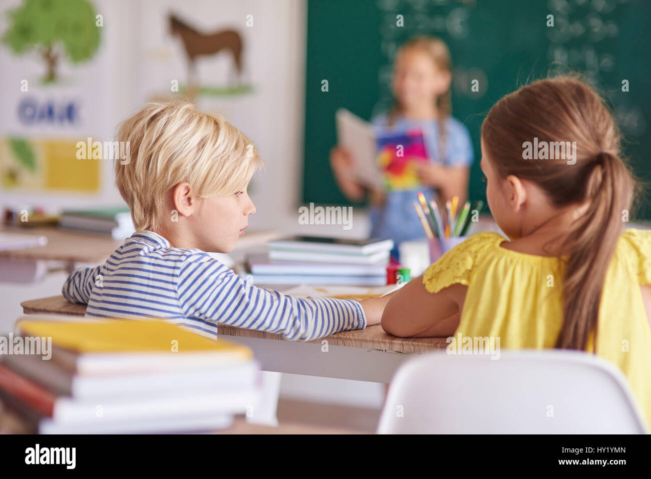 Back to the classroom hi-res stock photography and images - Alamy