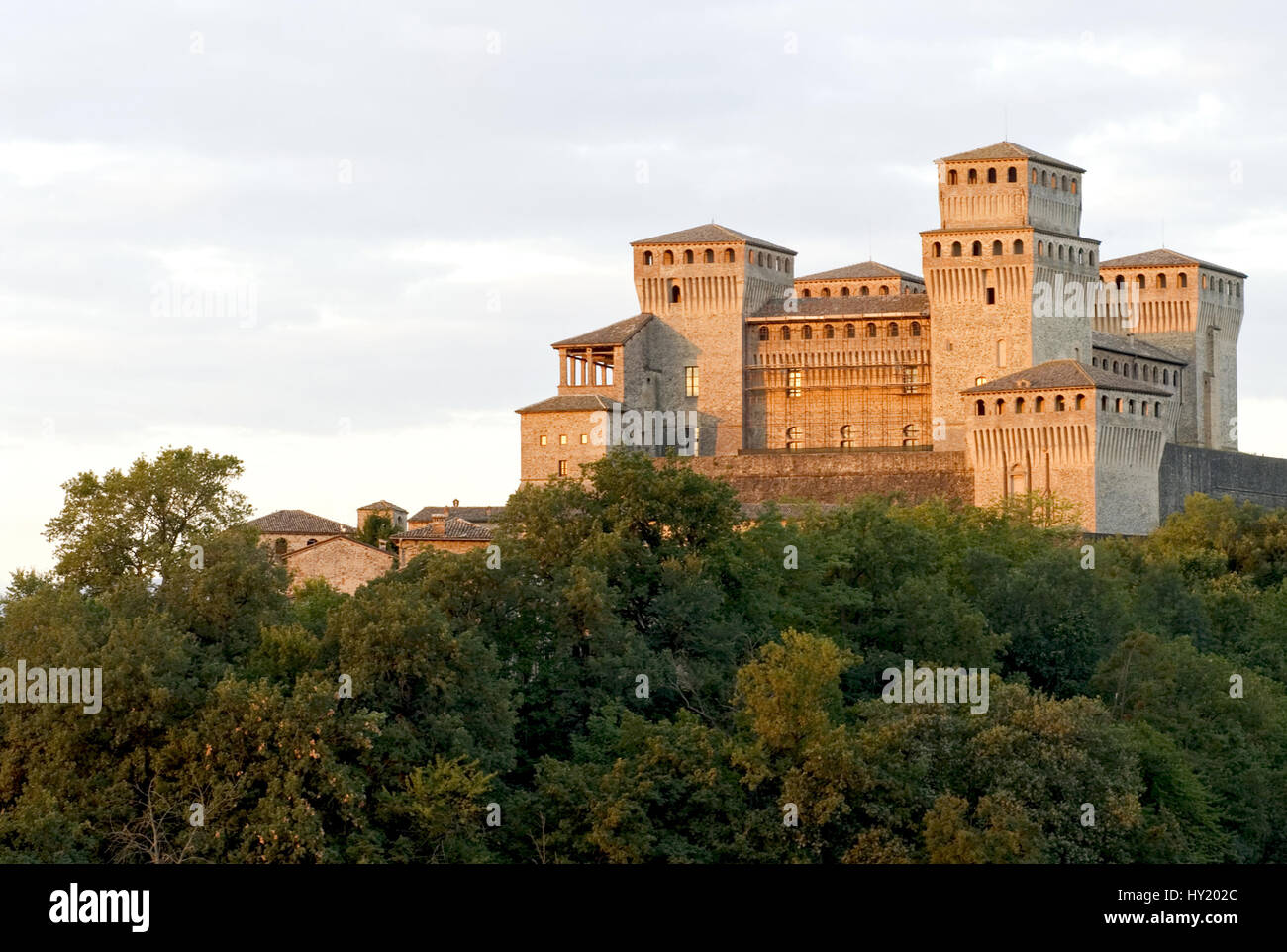 Italy emilia romagna torrechiara castle hi-res stock photography and ...
