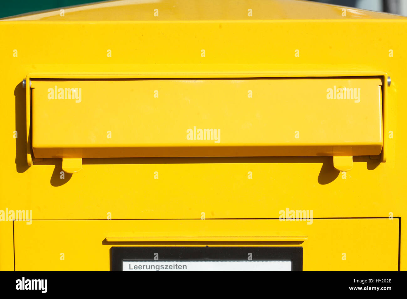 Yellow letterbox hi-res stock photography and images - Alamy