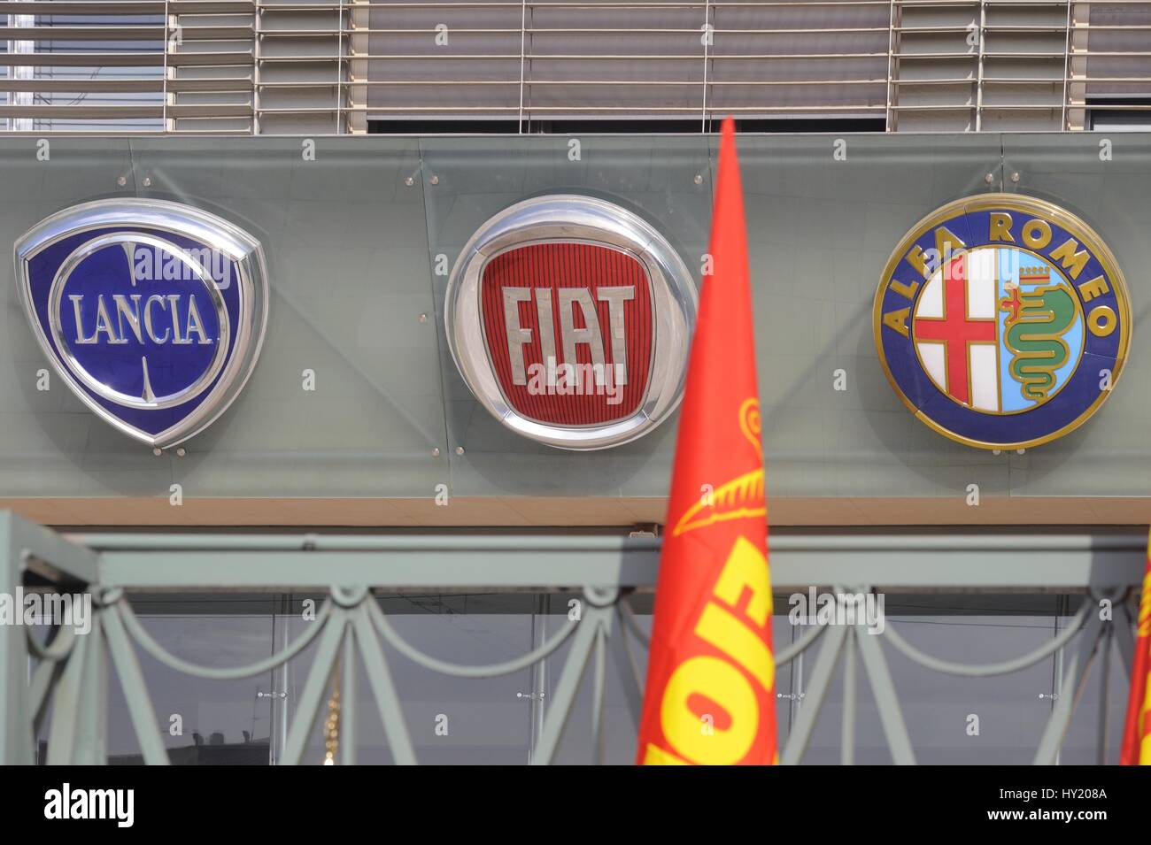 Alfa romeo italy headquarters hi-res stock photography and images - Alamy