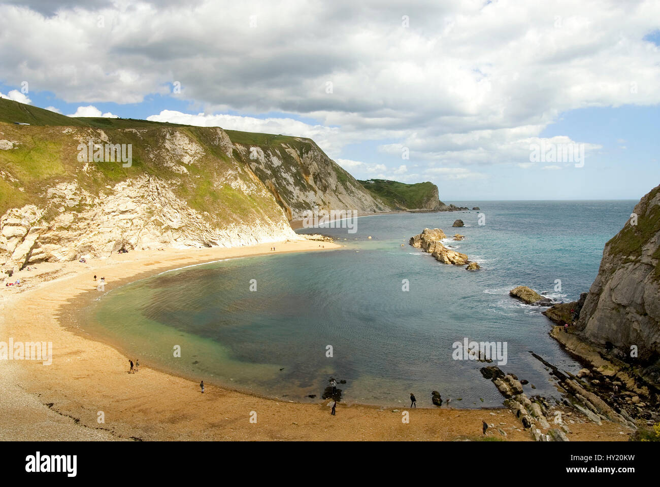 View over the Man of War Beach at the 'Durdle Door' Cliff Formation ...