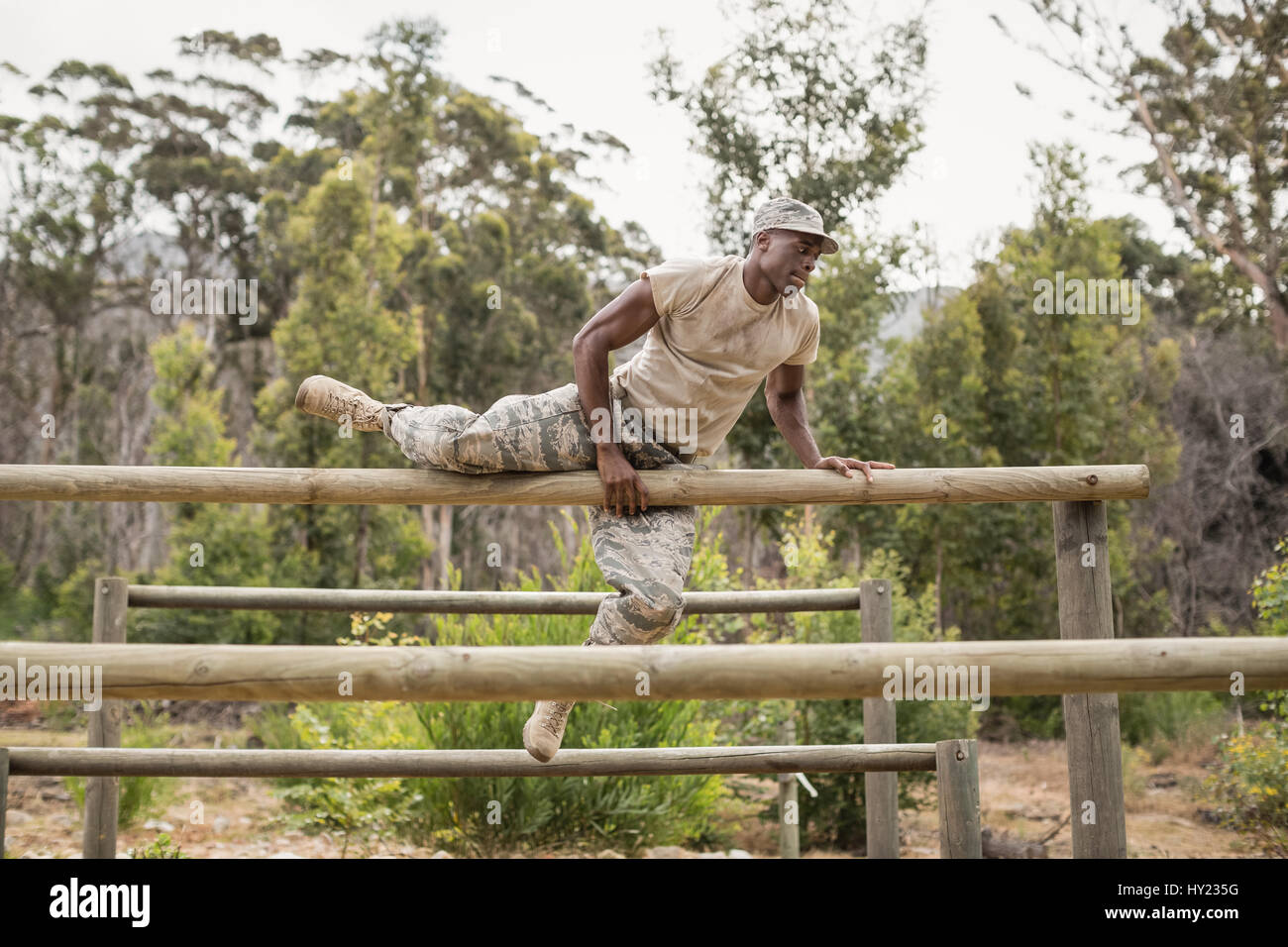 Military soldier training on fitness trail at boot camp Stock Photo - Alamy