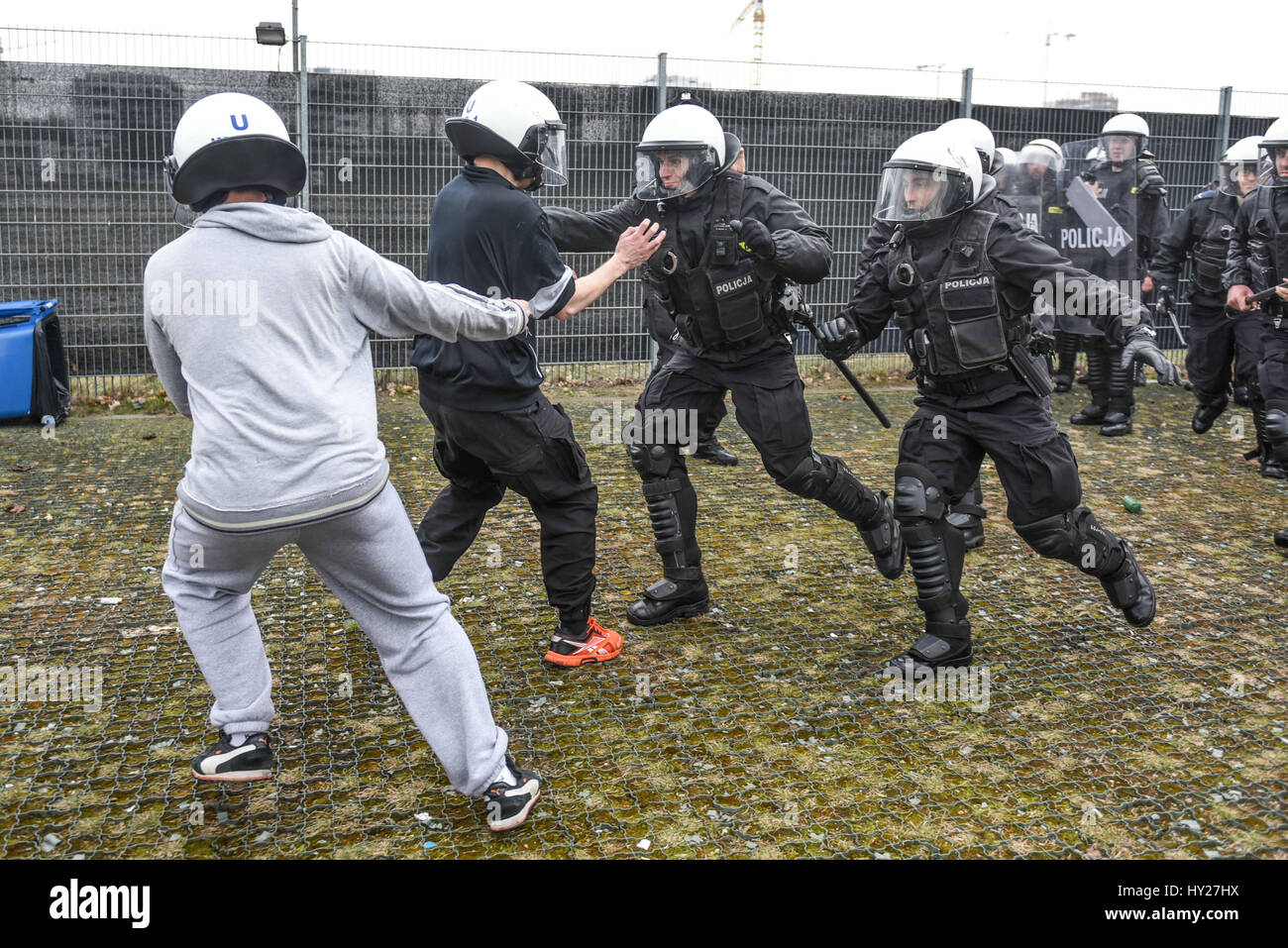 Poznan, Poland. 30th March 2017. Members of police forces train on ...