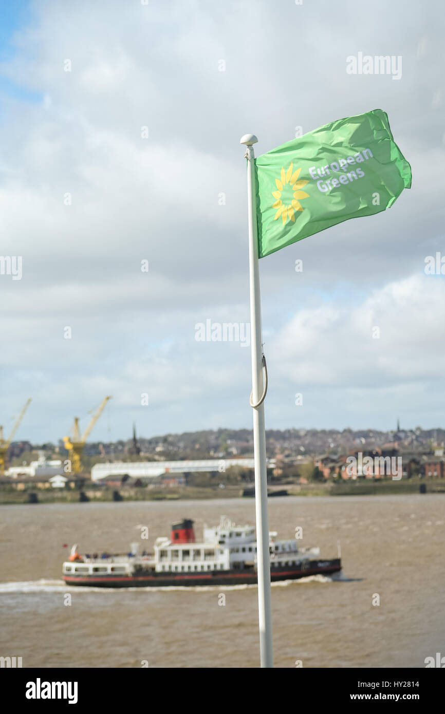 England wales ferry hi-res stock photography and images - Alamy