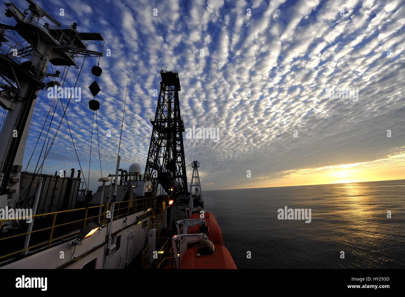 Joides resolution ship hi-res stock photography and images - Alamy