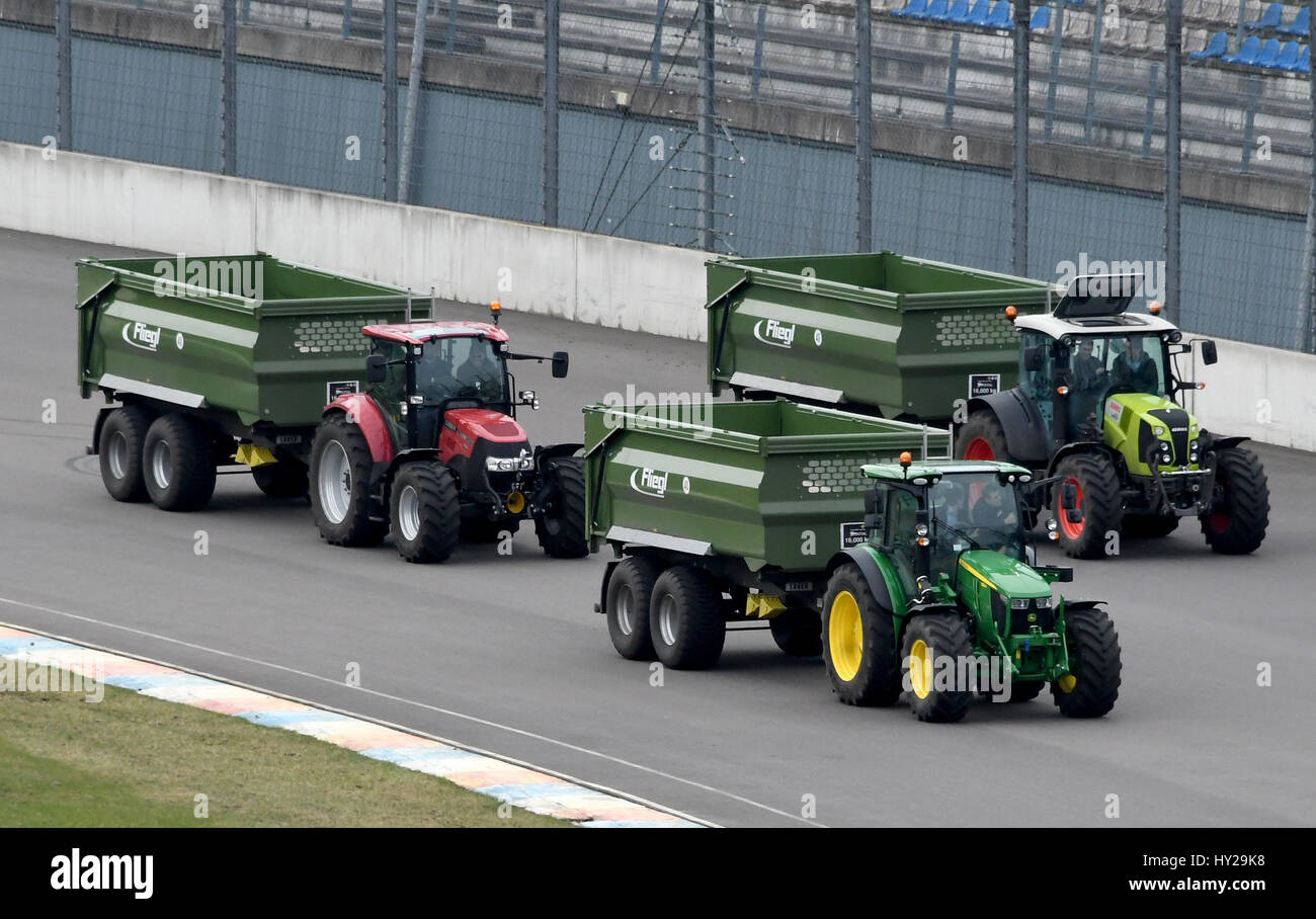Racing tractors hi-res stock photography and images - Alamy