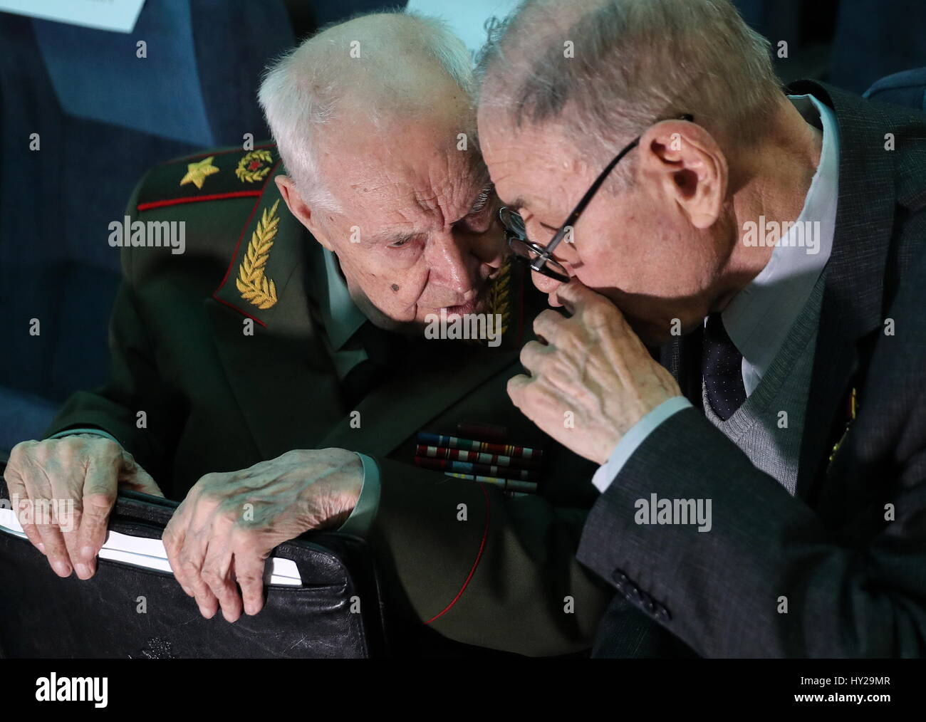 Army Commissions High Resolution Stock Photography and Images - Alamy
