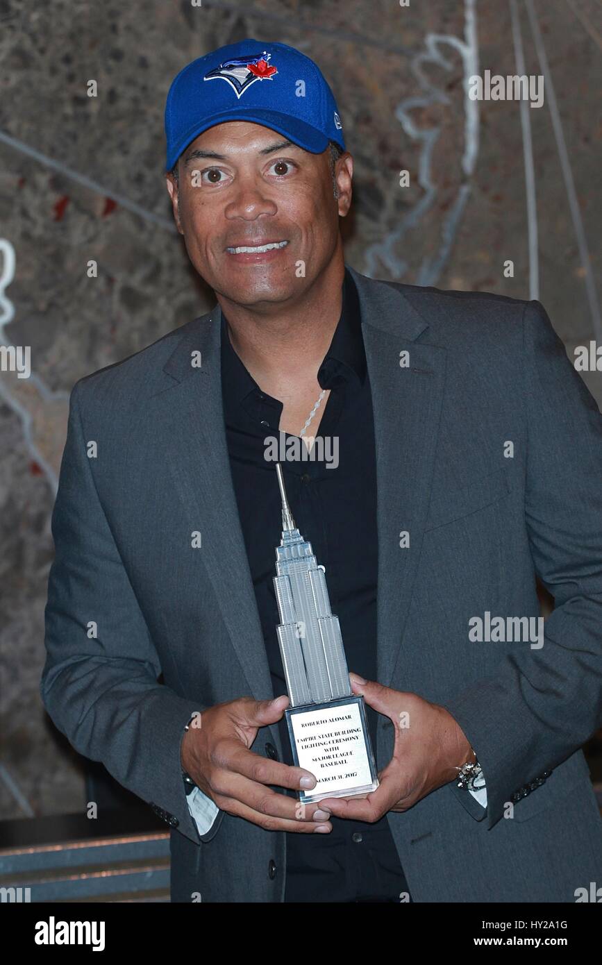 Roberto alomar hi-res stock photography and images - Alamy
