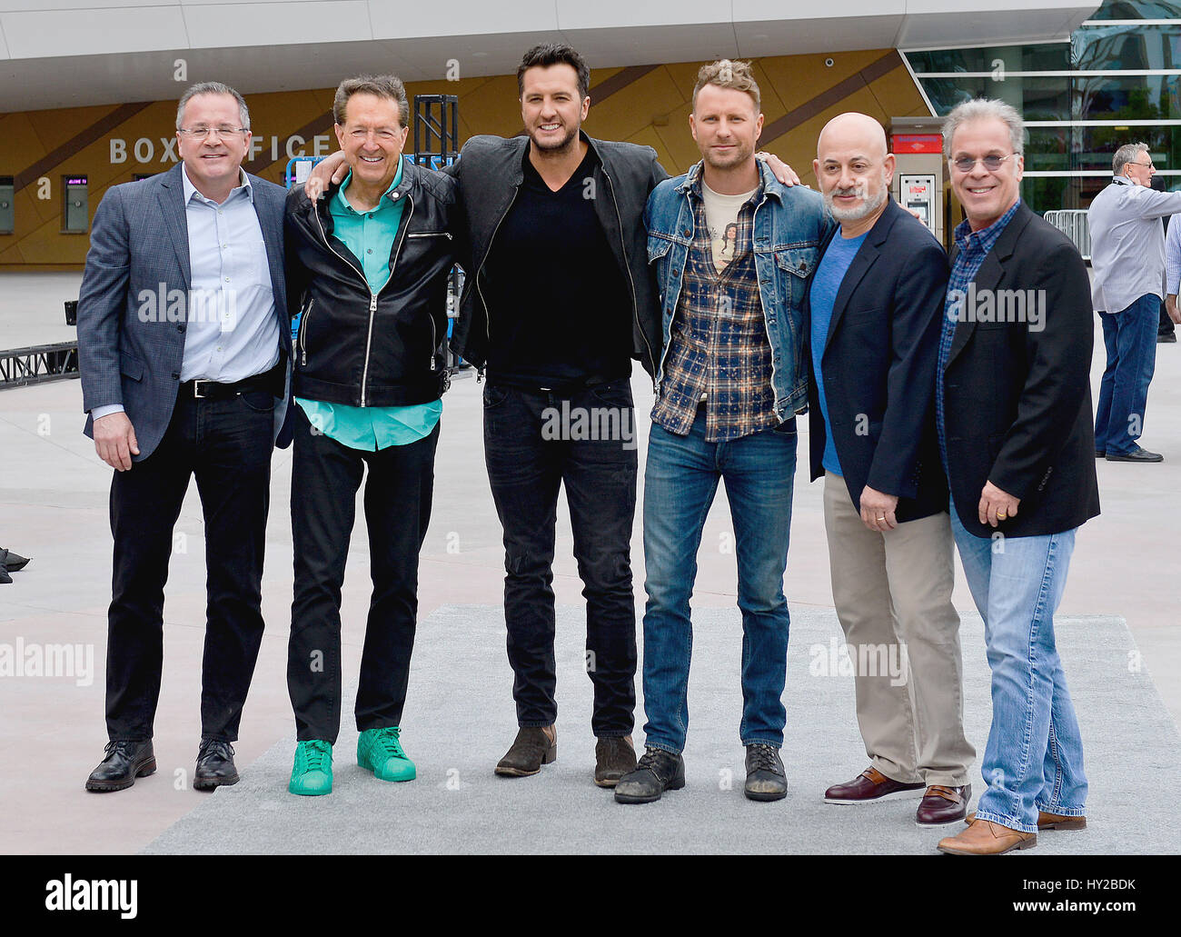 Las Vegas, NV, USA. 31st Mar, 2017. Luke Bryan and Dierks Bentley Roll ...
