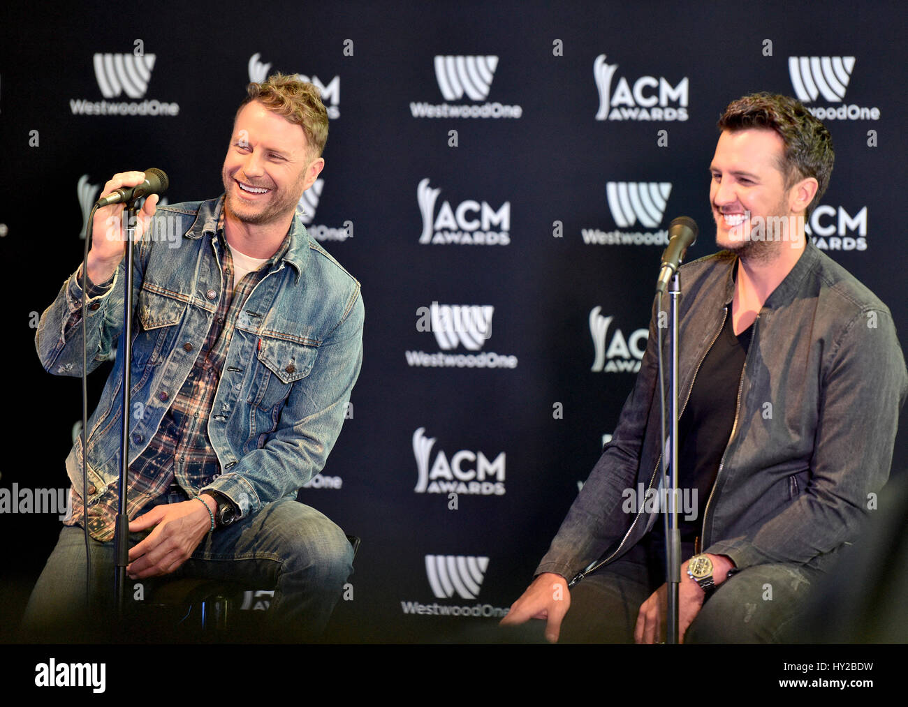 Las Vegas, NV, USA. 31st Mar, 2017. Dierks Bentley and Luke Bryan speak ...
