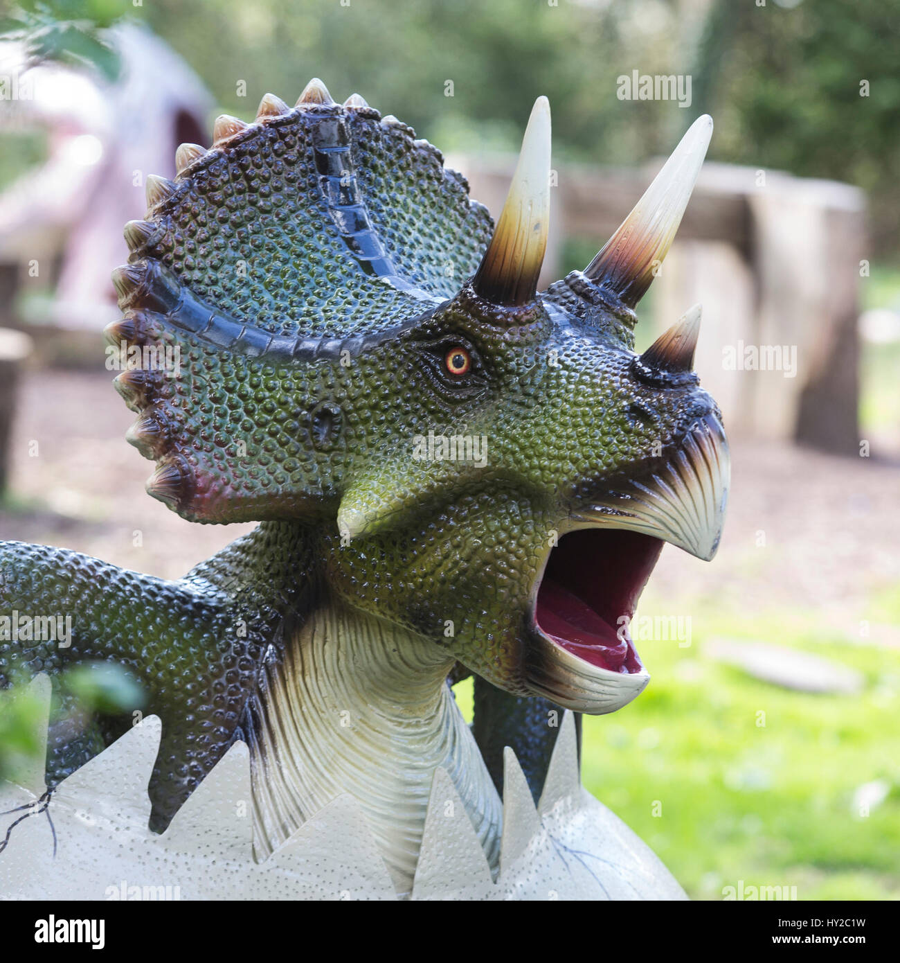 London, UK. 31 March 2017. Jurassic Kingdom, a new animatronic ...