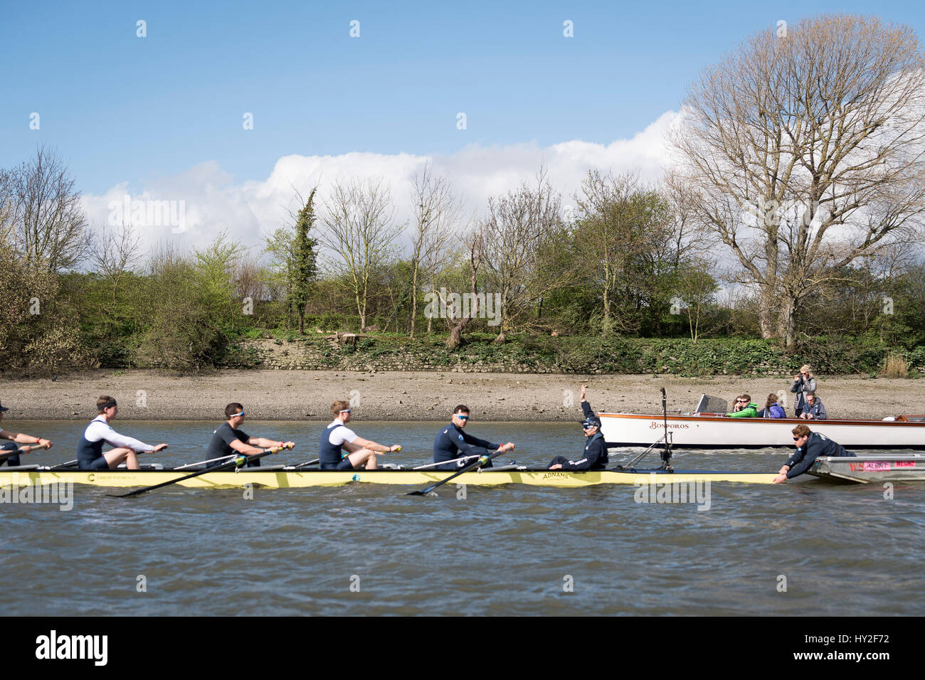 London, UK. 1st April, 2017. Oxford University Boat Club on a final ...