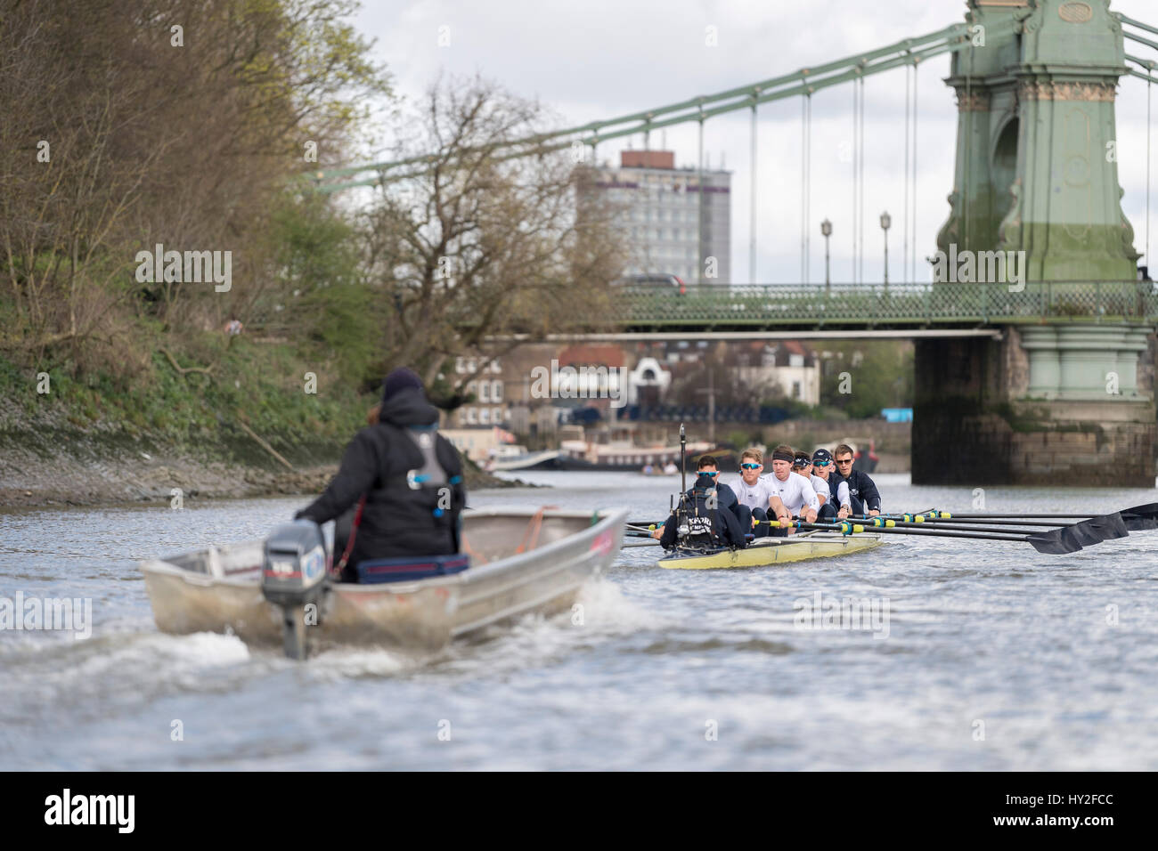London, UK. 1st April, 2017. Oxford University Boat Club on a final ...