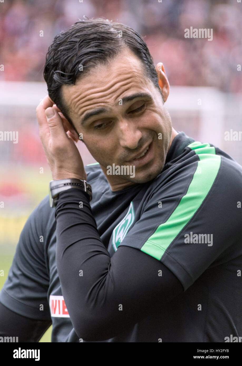 Freiburg, Germany. 1st Apr, 2017. Bremen's coach Alexander Nouri ...