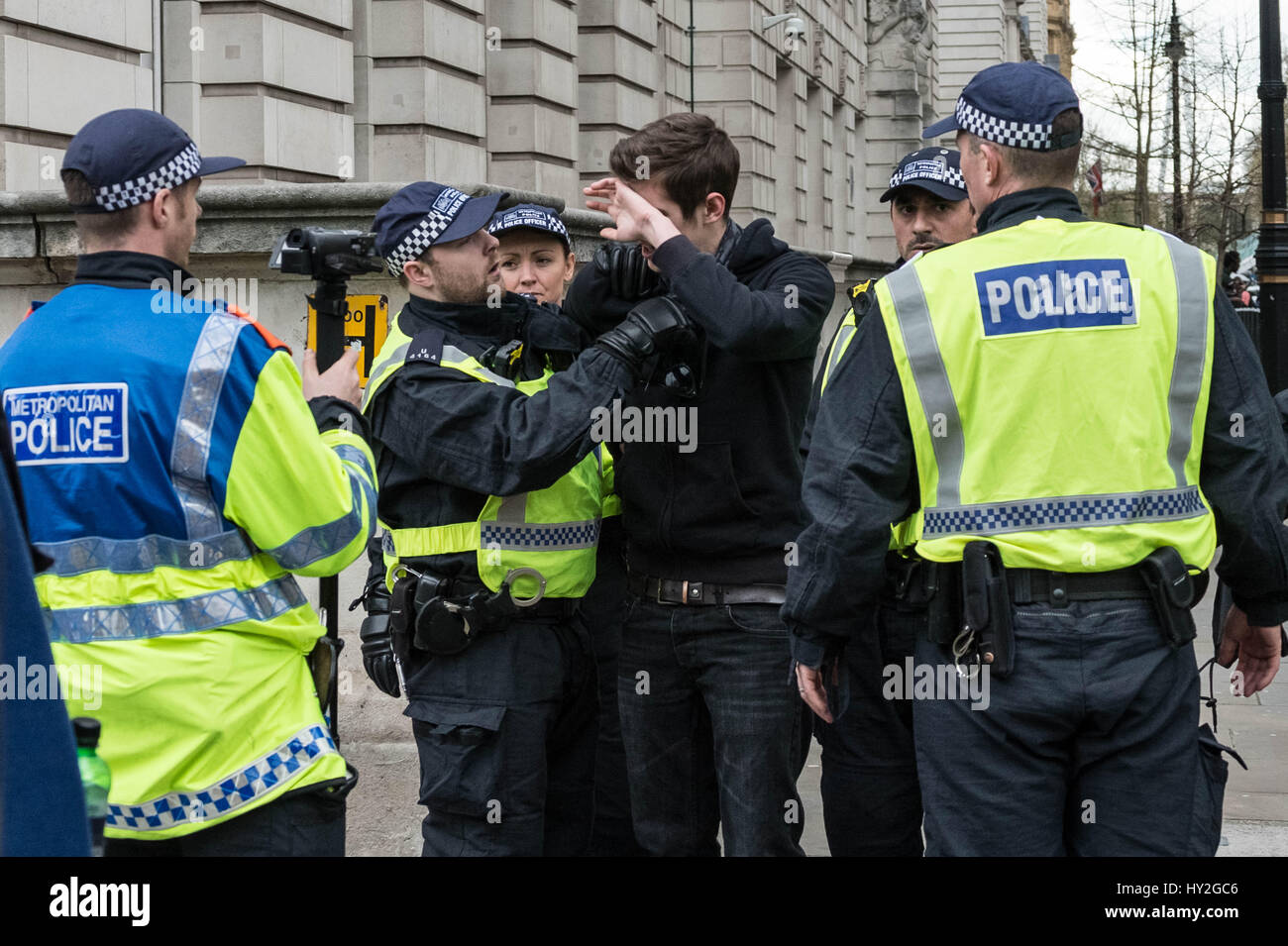 Anti terror police uk hi-res stock photography and images - Alamy