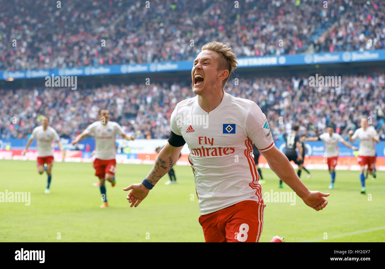 Hamburg's Lewis Holtby celebrates his 2:1 goal during the Bundesliga ...