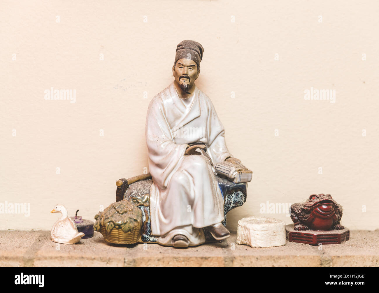 Traditional figure hi-res stock photography and images - Alamy