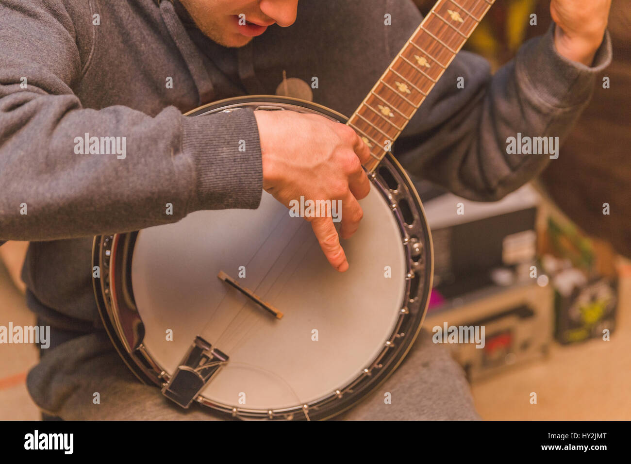 Man playing banjo hi-res stock photography and images - Alamy