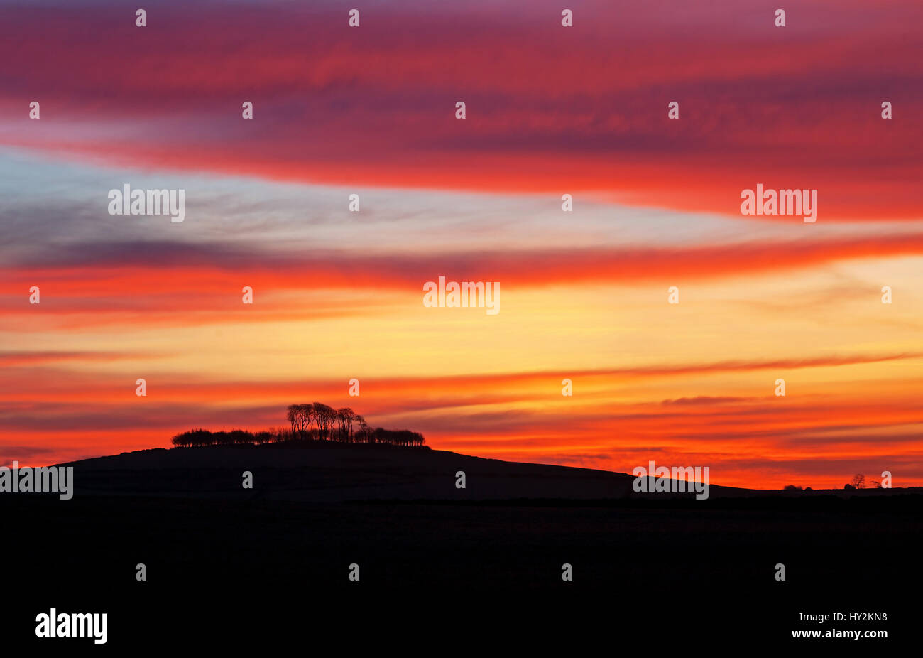 Minninglow hill sunrise hi-res stock photography and images - Alamy
