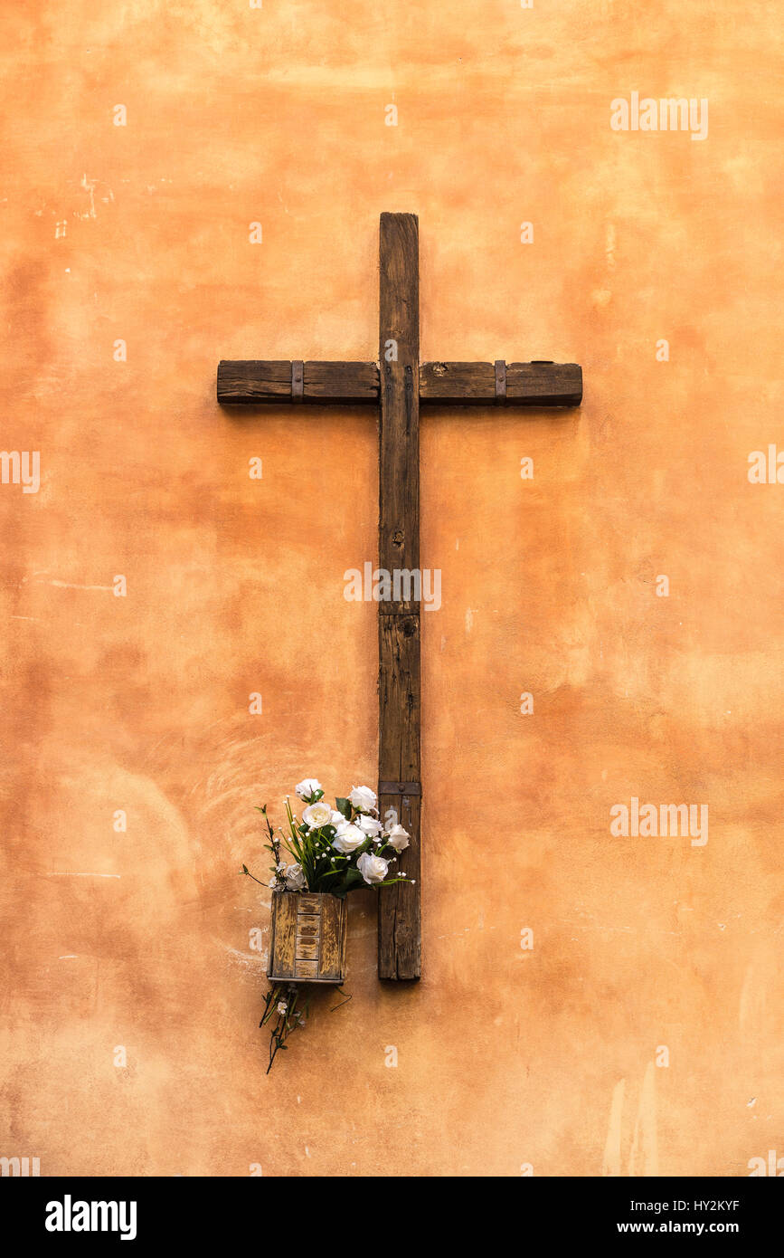 Christian art rome cross hi-res stock photography and images - Alamy