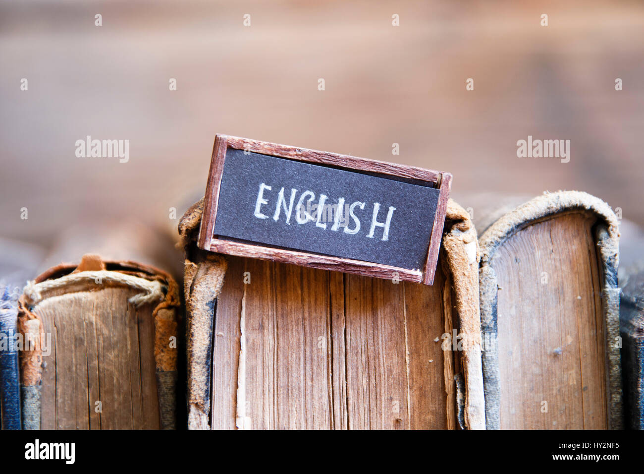 English, tag with the text written in it and books Stock Photo - Alamy