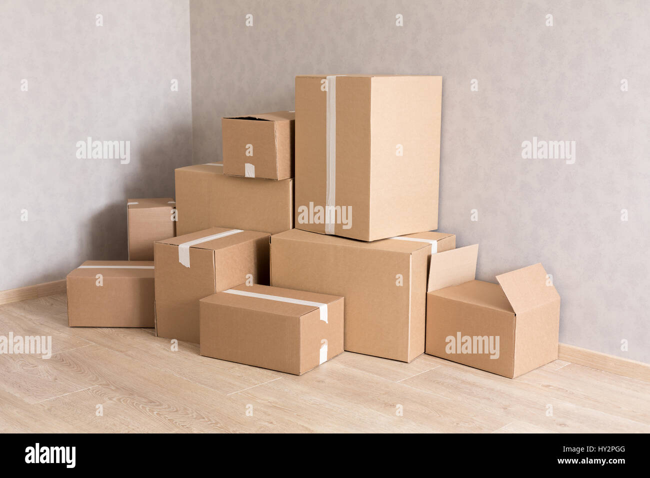 Carton box pile hi-res stock photography and images - Alamy