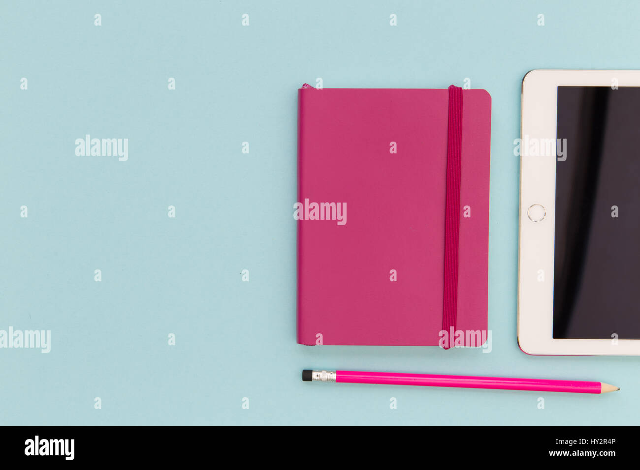 Overhead shot trendy office hi-res stock photography and images - Alamy