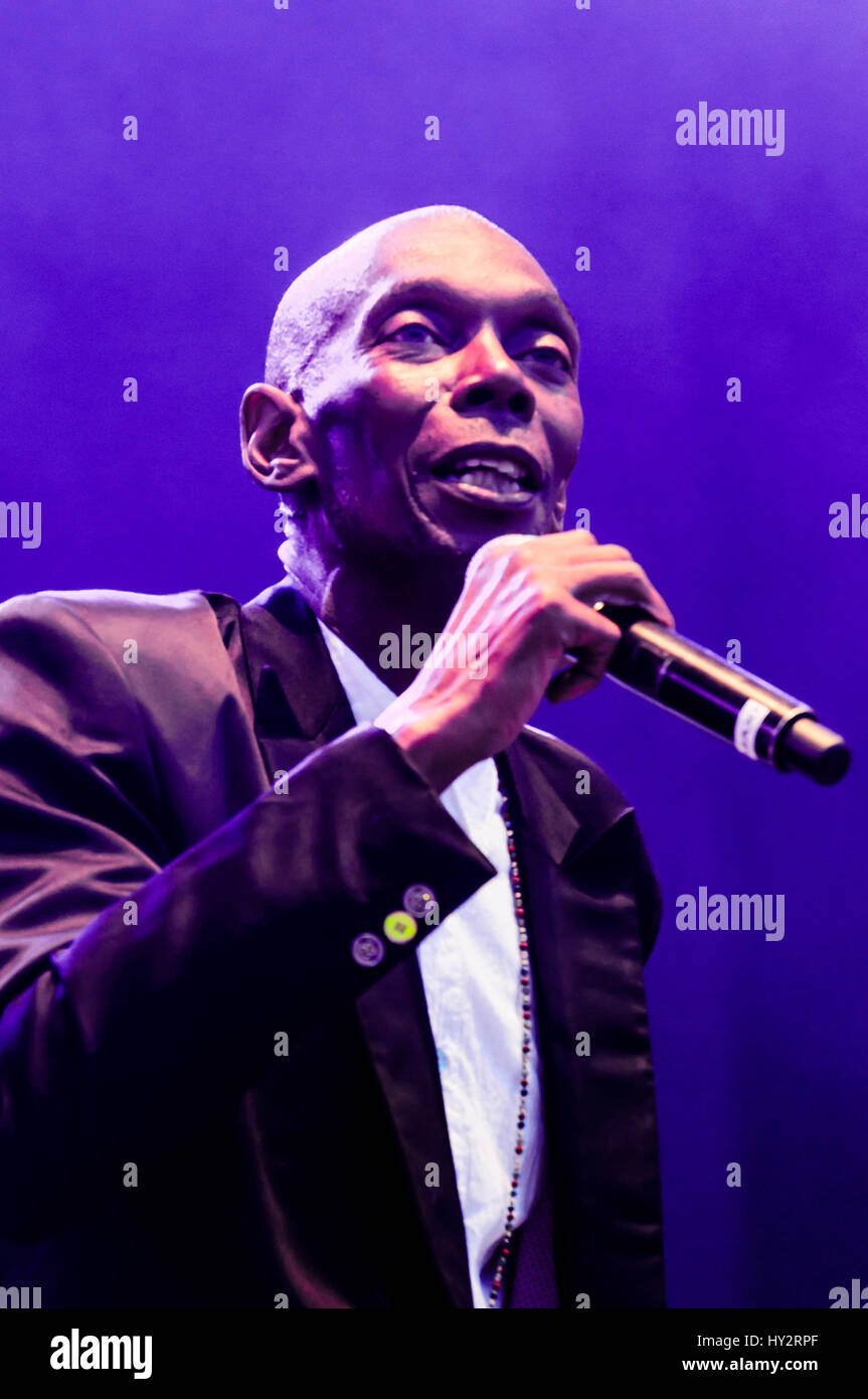 British band jungle hi-res stock photography and images - Alamy