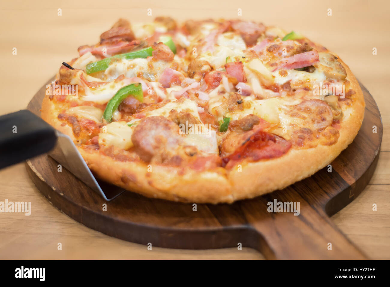 Supreme pizza hi-res stock photography and images - Alamy