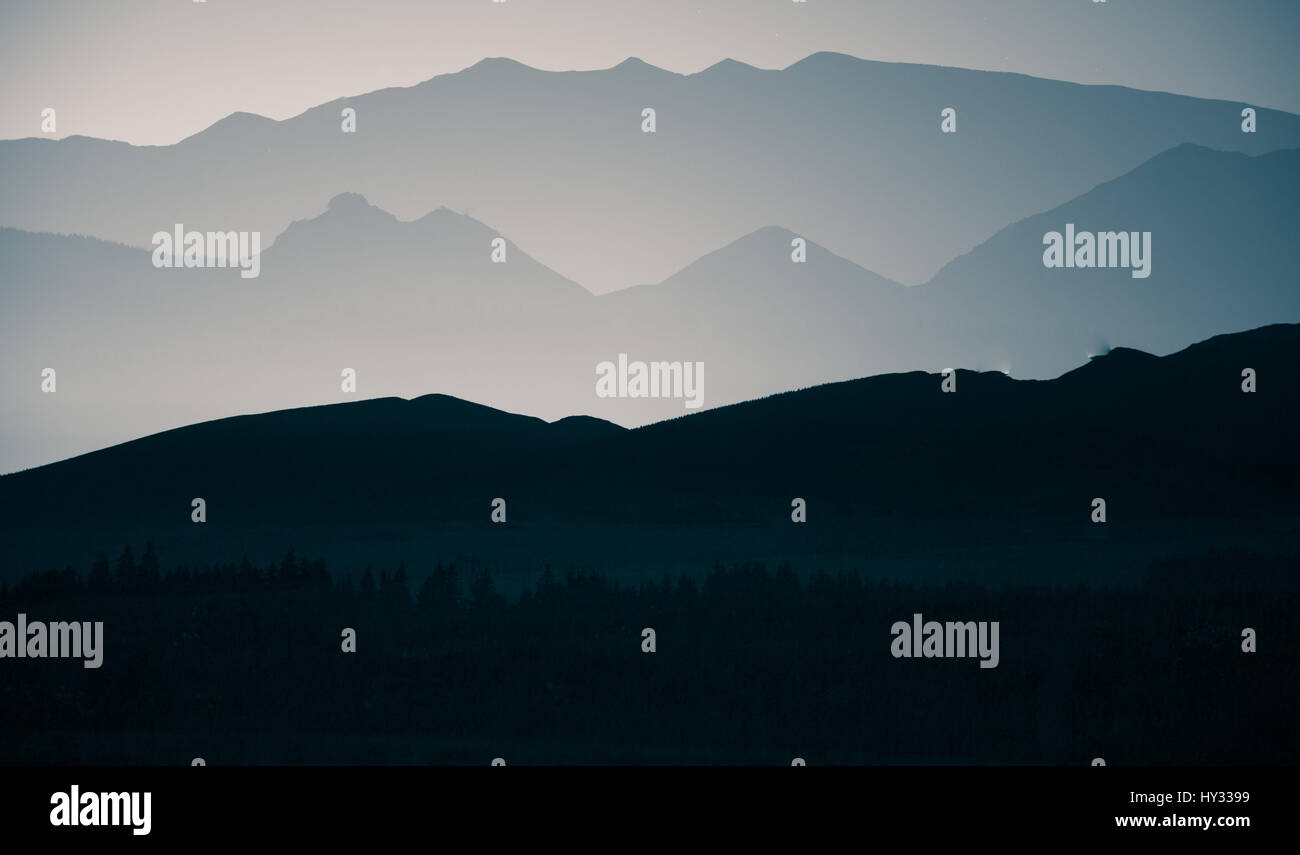 Black mountain mountain design hi-res stock photography and images - Alamy