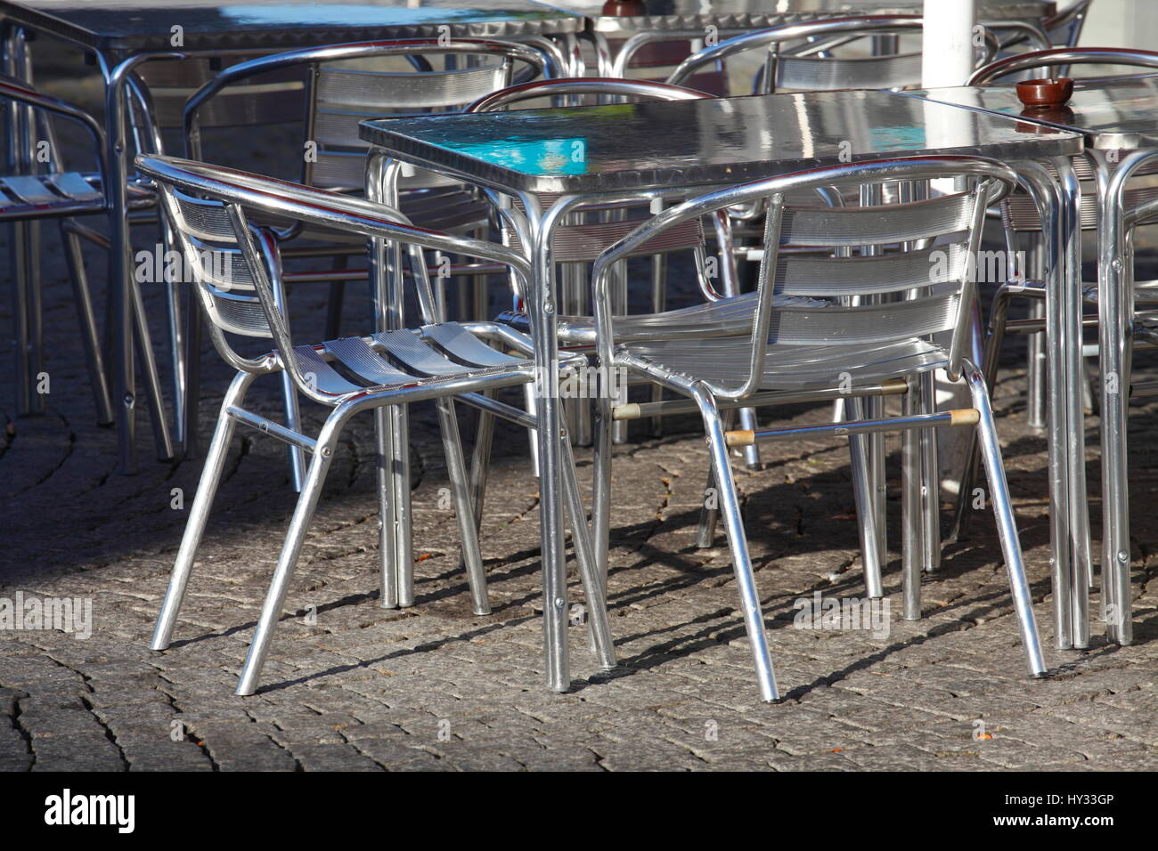 Silver metal chair hi-res stock photography and images - Alamy